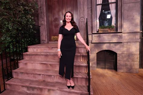 Sarah Jessica Parker Dazzles In Sequin Dress As She Joins Sex And The City Co Stars Cynthia