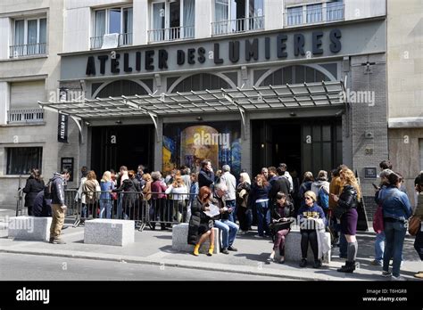 Paris Atelier Hi Res Stock Photography And Images Alamy