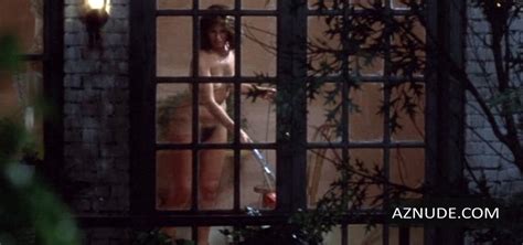 Carolyn Perry Nude Aznude