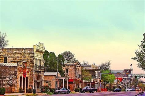 We Rank The 16 Best Tours In Fredericksburg