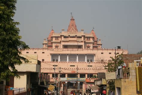 Filemathura Temple Mathura India0002 Wikipedia