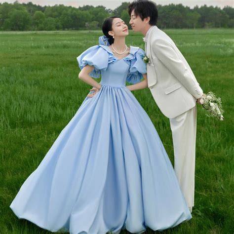 一字肩婚纱拖尾缎面礼服影楼外景旅拍抹胸彩纱森系蓝色主题服装