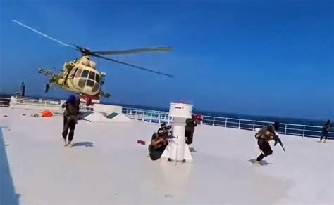 VIDEO Capturan Buque Galaxy Leader A Bordo Mexicanos