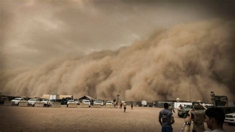 Мощна пясъчна буря удари Южна Русия