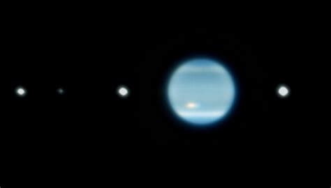 Los Satélites De Urano No Sólo Sputnik