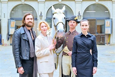 A Hunyadi Címszereplője Levágatta Hosszú Haját Kádár L Gellért Ennyire Más A Friss Fotón