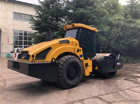 Vibratory 10 Ton Single Drum Roller Compactor Machine Road Roller And Double Drum Roller