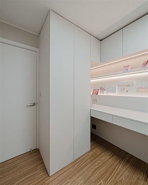 두유노 홈디노🦖 집꾸미기 인테리어 제작가구 6개월 걸쳐 완성한 아이방 제작가구 완성샷🚀 가구의 도어컬러와 바디컬러의 느낌을 완전히 다르게 가지고갔는데 문을 닫았을