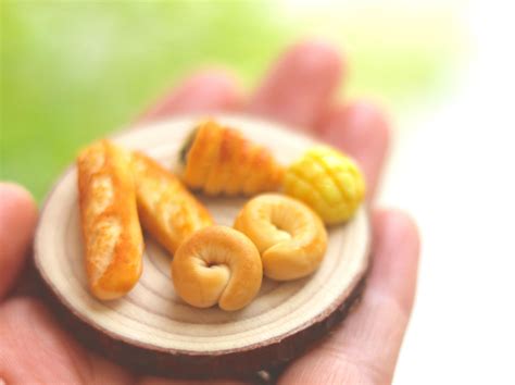 Create Adorable Miniature Breads And Pastries Resobox