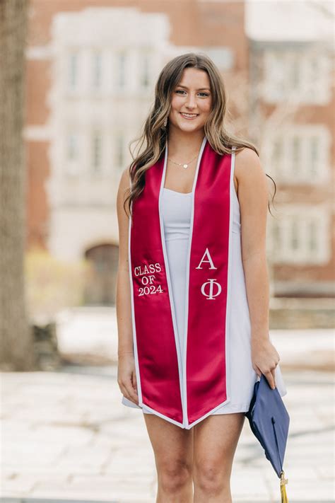 Alpha Phi Grad Shoot 4 15 24 Owen B Photography