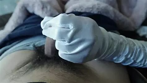 恋物向性感黑色缎面长手套撸管手交 缎面连衣裙黑丝 xHamster