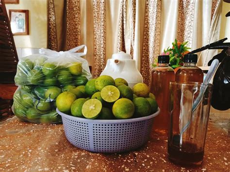 គ្រឿងសមុទ្រ និង គ្រឿងសមុទ្រ និង ផ្លែឈើខេត្តកំពត