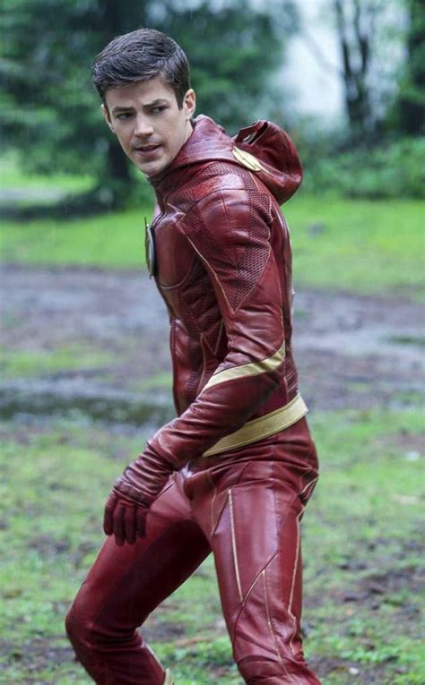 The Flash Star Grant Gustin Slams Male Body Shaming Double Standard