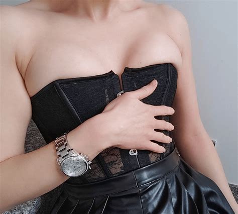 Hey mister, I couldn’t help but notice you looking me up and down, like you’re…undressing me ...
