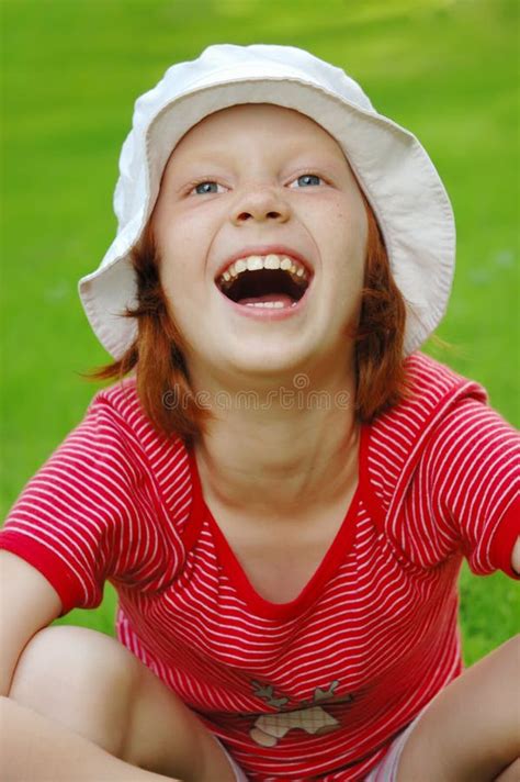 Фото смех девушки