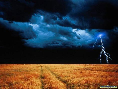 The Quiet Place Between The Lightning And The Thunder