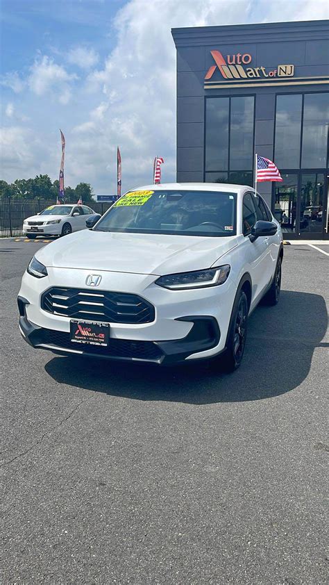 2023 Honda Hr V · Sport Suv 4d