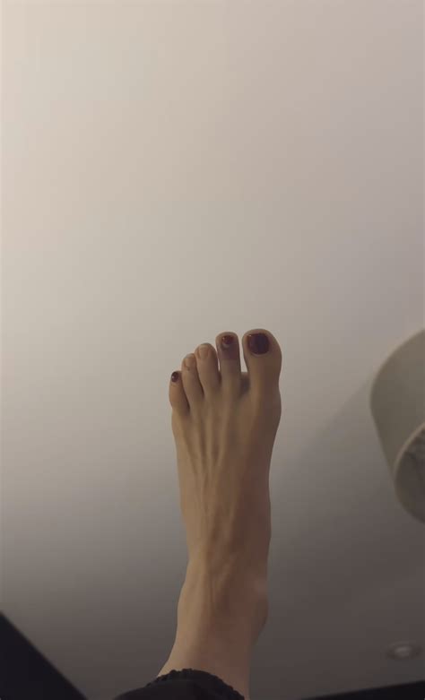 Jenny Mccarthy Wahlbergs Feet