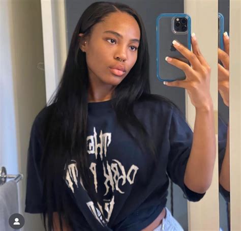 Ella Es Quenlin Blackwell Youtuber Que Besó Billie Eilish Saficosmos