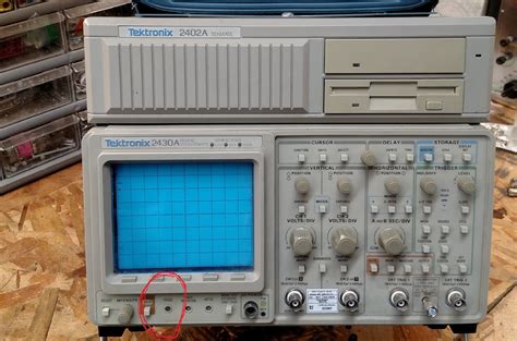 Spuds Blog Checking Out The 2430a Tektronix Oscilloscope And 2402a Tekmate