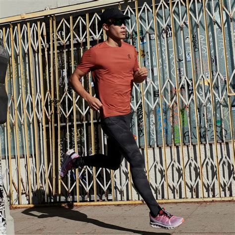 On 스포츠웨어 및 신발 완벽한 편안함과 퍼포먼스 On 대한민국