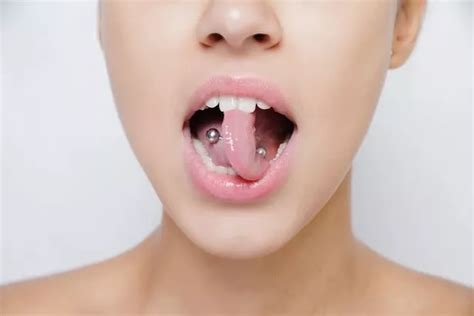 Scientists Warn Of The Risks Of Tongue Splitting Trend That Sees