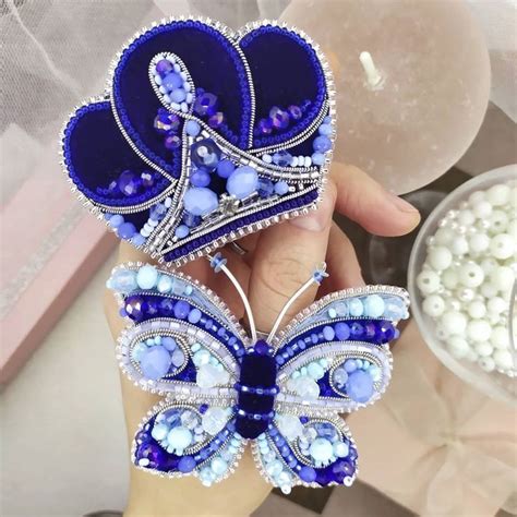 Брошка Корона синя