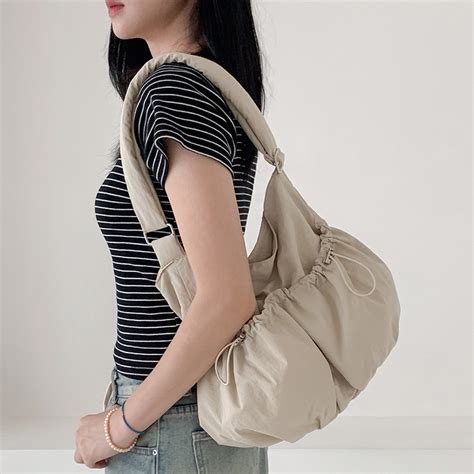 에이어패럴 🔥주문폭주🔥 투 포켓 나일론 스트링 프론트 보부상 크로스 숄더백 하객룩 가방 패딩백 구름백 개강룩 썸머 여름 여행 휴양지 Gb086