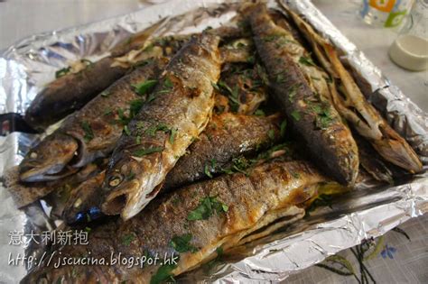 意大利新抱廚房 La Cucina Del Cuore 蒜頭百里香烤ayu香魚
