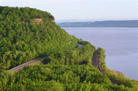 Maiden Rock Welcomes You