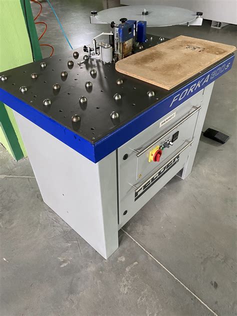 Кромкооблицовочный станок Felder Forka 300S купить б/у в Слониме по ...