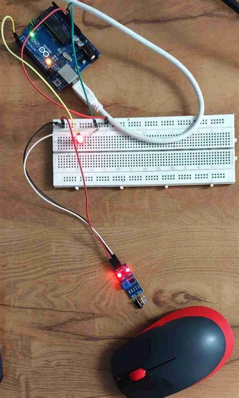 Interfacing Ir Sensor Module With Arduino Uno
