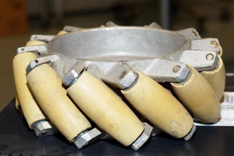 Omnirob Omnidirectional Robot With Radio Based Localisation System Imsl