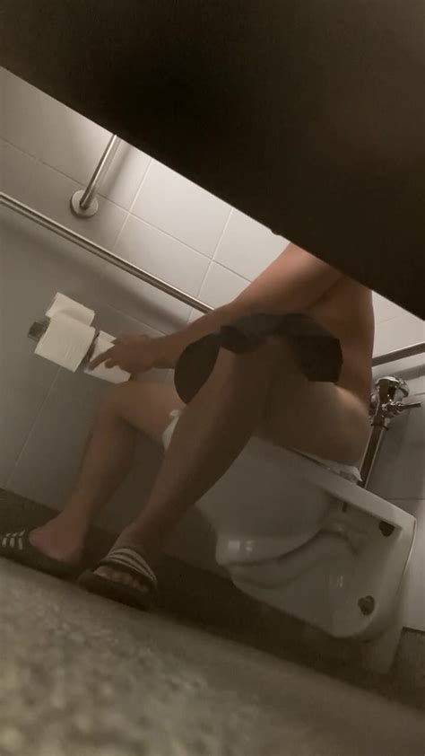 Naked Store Dump 2 Of 2 ThisVid