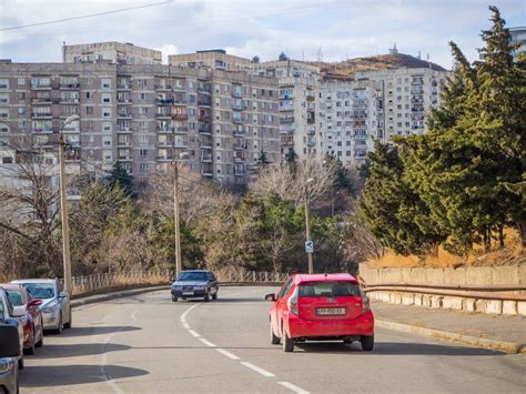 ნუცუბიძის კოშკები საბჭოთა არქიტექტურის გარდასახვა Kalaki Ge