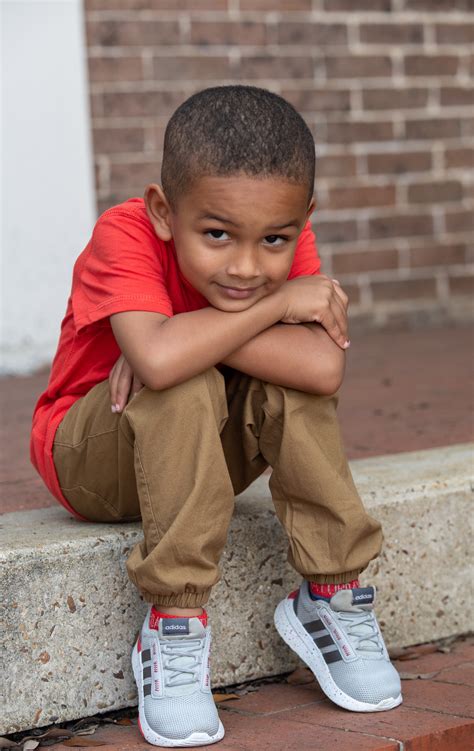 Barefoot Model Talent Agency Legend