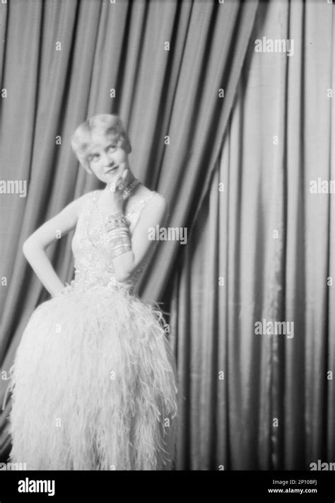 Taylor Ruth Lee Miss Portrait Photograph Stock Photo Alamy