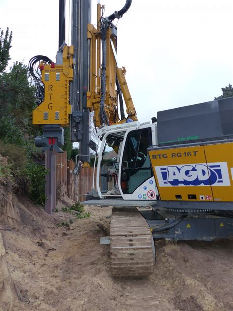 Vibratory Piling Equipment Steel Piling Group