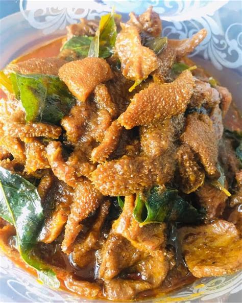 အညာမြေ ️ဆိတ်အူကြမ်း ချက်နည်း ‌ ဆိတ်အူကြမ်းတွေကိုစိတ်ကြိုက်လိုသလို လှီးဖြတ