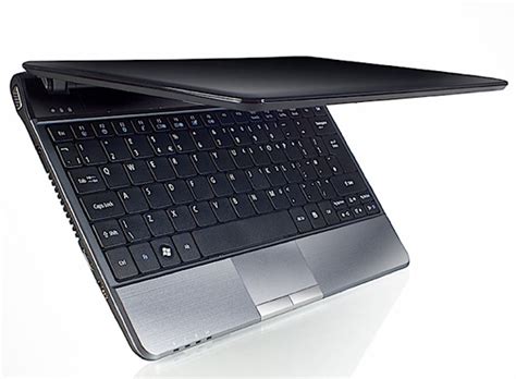 Acer Cm Thick Ultrathin Notebook Tipped Slashgear