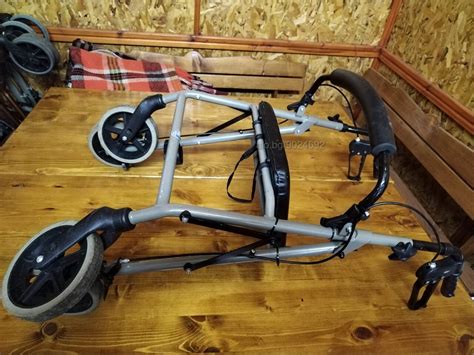 Сгъваема алуминиева проходилка ролатор за възрастни оперирани трудно подвижни хора Те