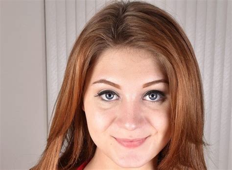 Jojo Kiss Biography Wiki Age Height Career Photos And More