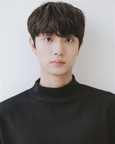 Kim Jae Won ดาราหนุ่มดาวรุ่งที่สร้างความอบอุ่นในบทบาทสจ๊วตรุ่นน้องใน King The Land