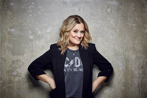 Lisa Feller Gastiert Auf Der Wilhelmsh He Dirty Talk Und Mehr Menden Sauerland