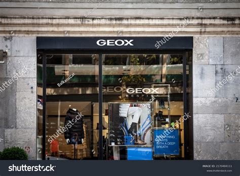 112 Geox Logo Images, Stock Photos & Vectors | Shutterstock