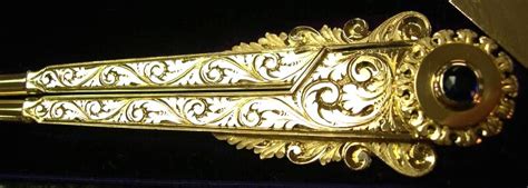 14 Ct Gold Set Of Masonic Square And Compasses