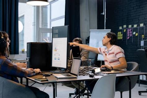 shifting paradigms in qa through balancing left and right technologyhq