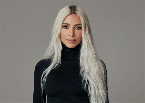 Kim Kardashian Reveals One Country She Doesnt Get Asked For Selfies