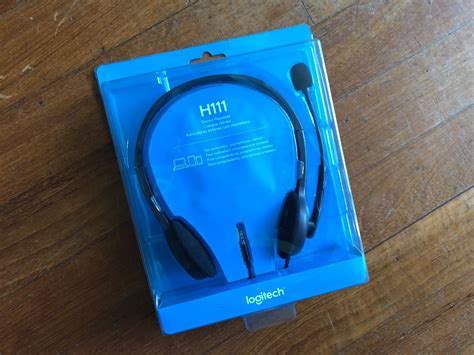 BRAND NEW Logitec H111 Headset With Microphone Computers Tech Parts