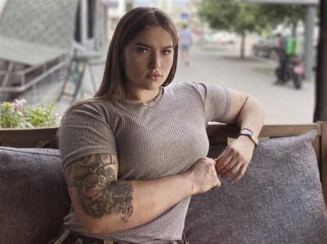 ნატალია პოლოსენკო სპორტსმენი გოგონა რომელიც ამავე დროს უკრაინის შსს ს სპეცრაზმის წარმატებული